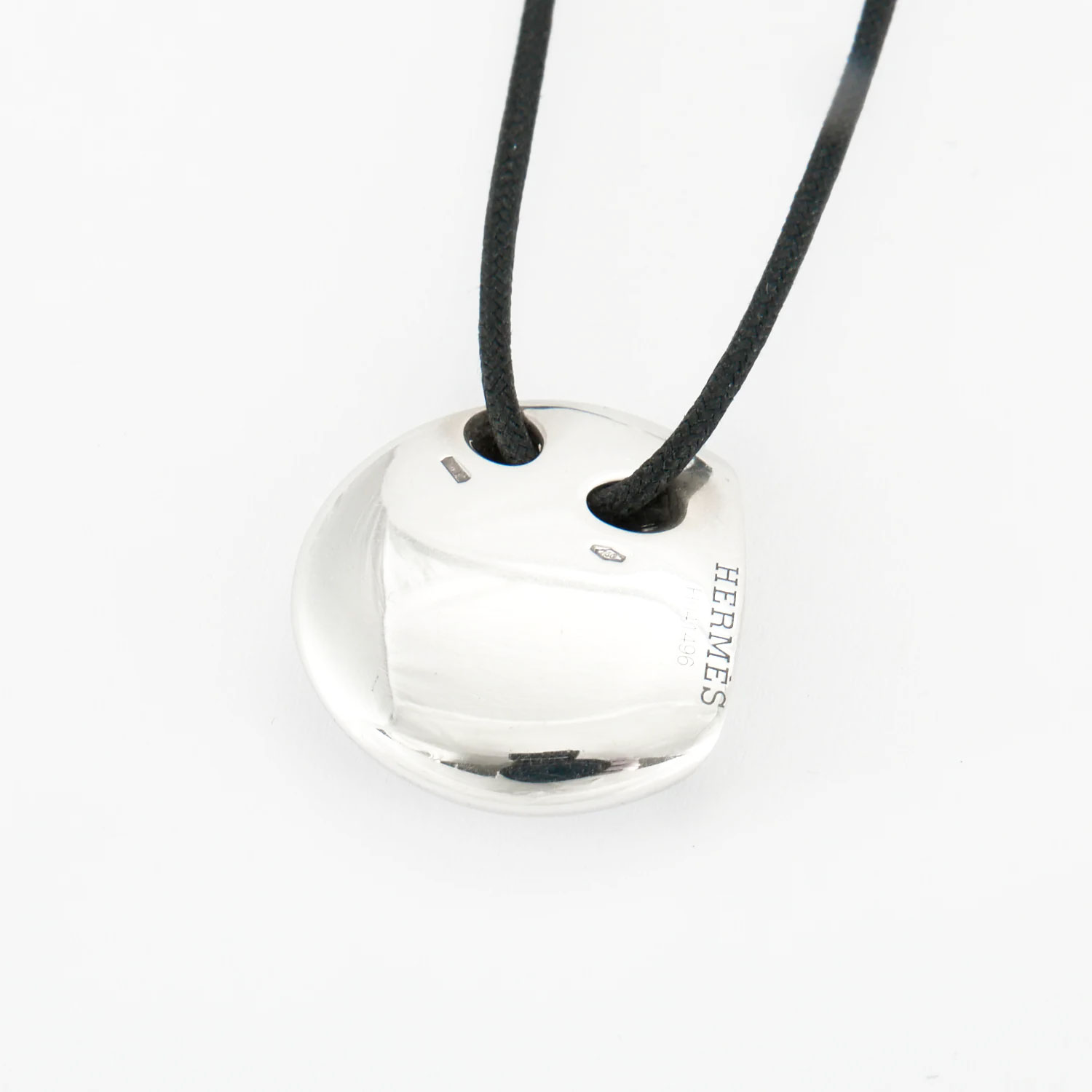 Hermes Pendant | JEWELLERY LUCKY ONE